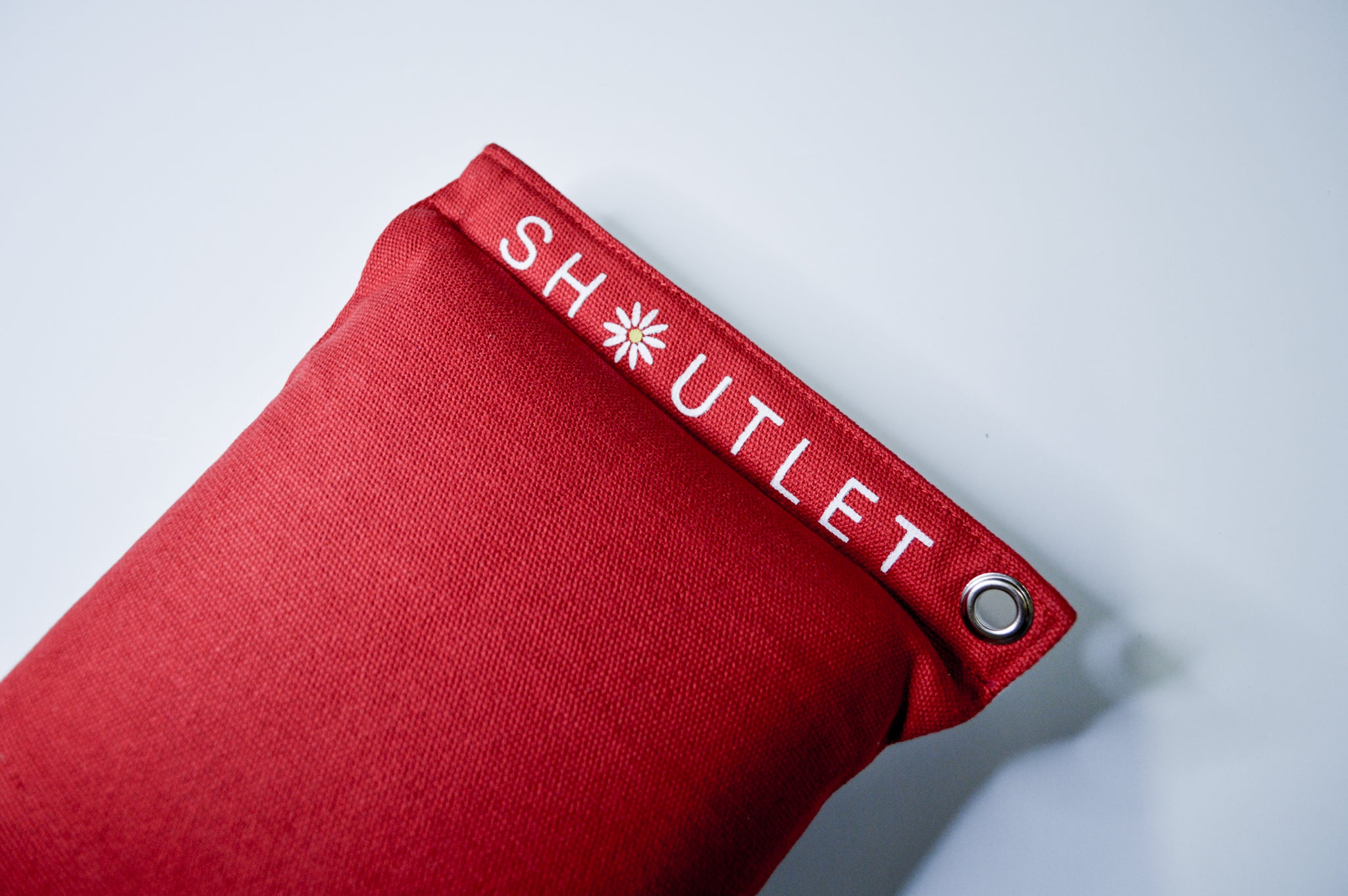 The Shoutlet: A Portable Voice Suppression Device – POWERSHOUT